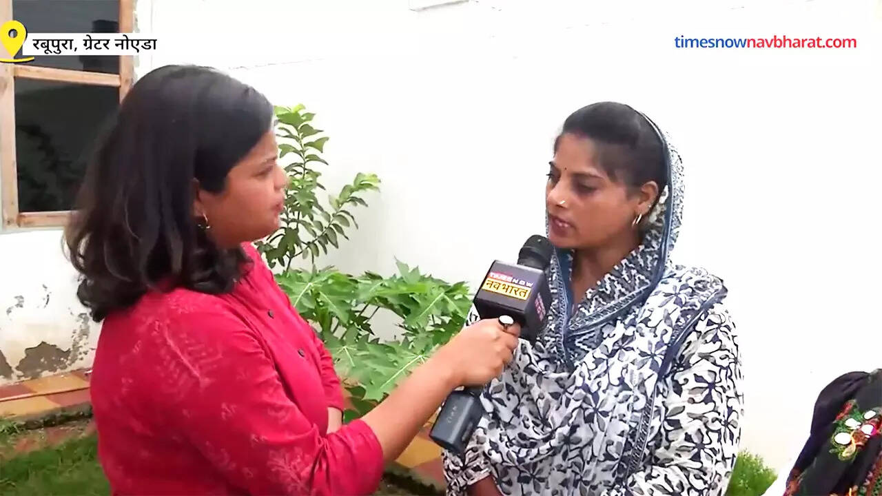 Mithlesh Bhati Famous As Jhingur Aunty Challenges Seema Haider Sachin ...
