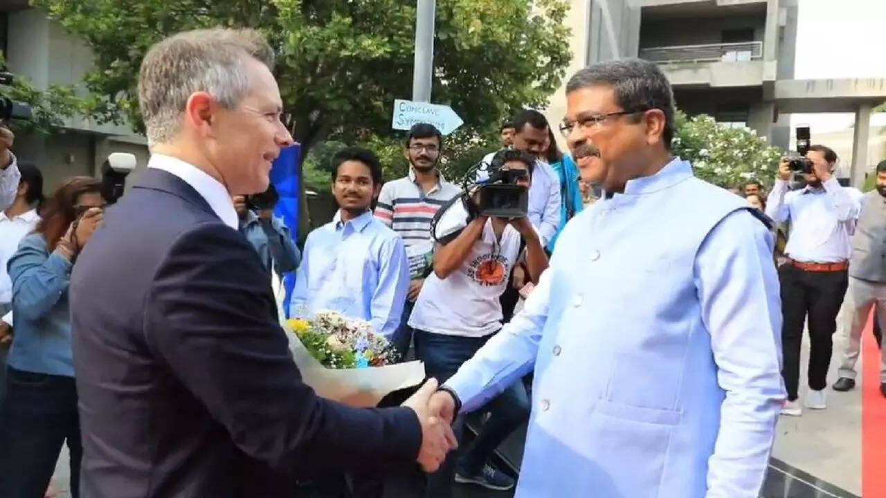 education ministers of india dharmendra pradhan and australia jason ...