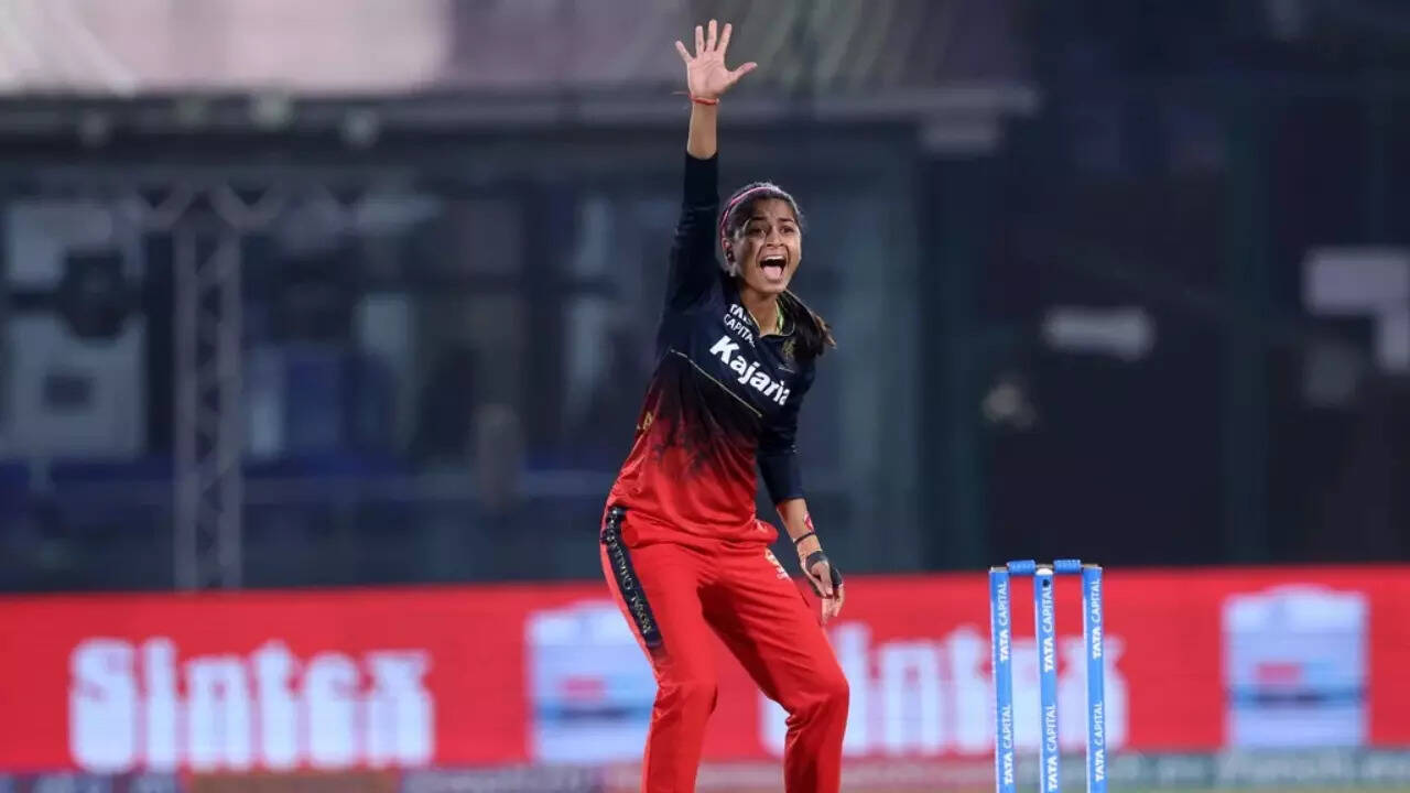 Purple Cap winners of WPL 2024 | Purple Cap Holders WPL 2024: श्रेयंका ...