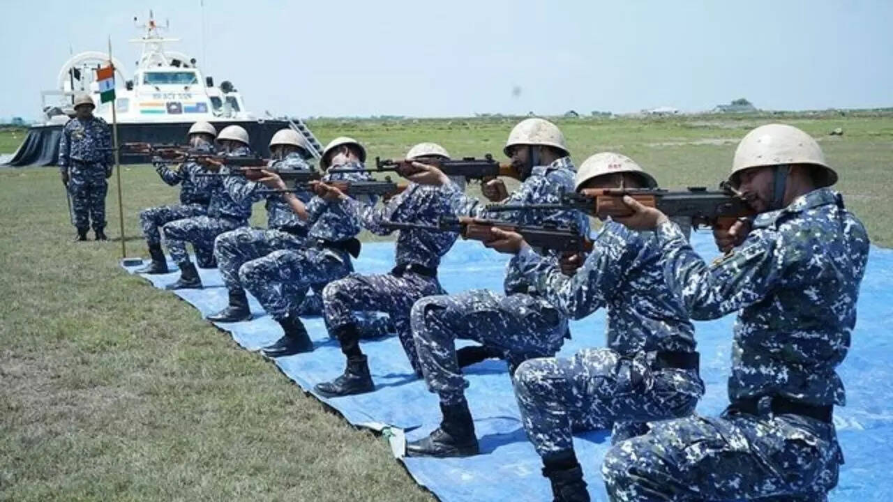 Indian Navy Recruitment 2024: नेवी यांत्रिक और नाविक के लिए आवेदन की ...