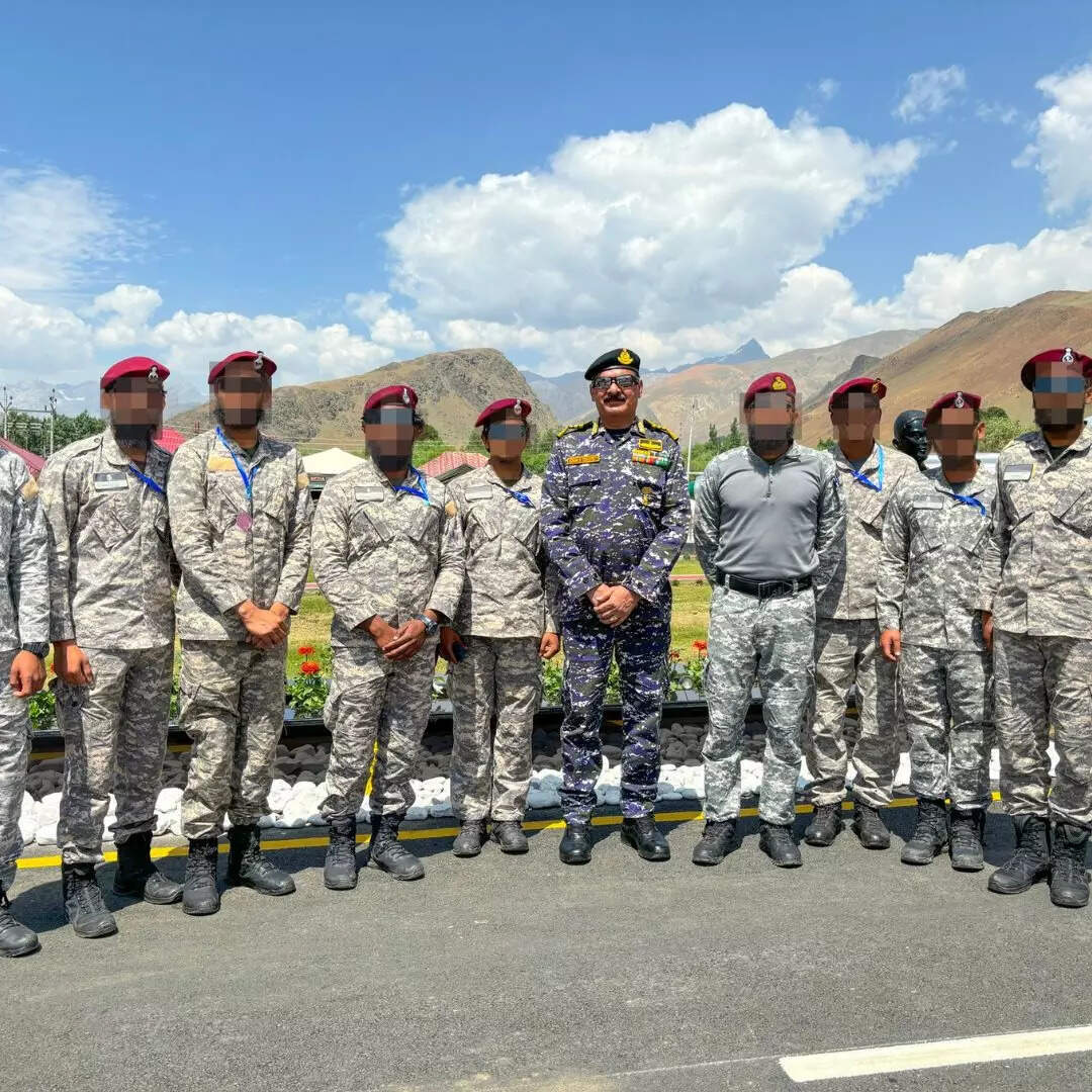 How To Become Marcos Commando Know Marcos Commando Salary Training ...