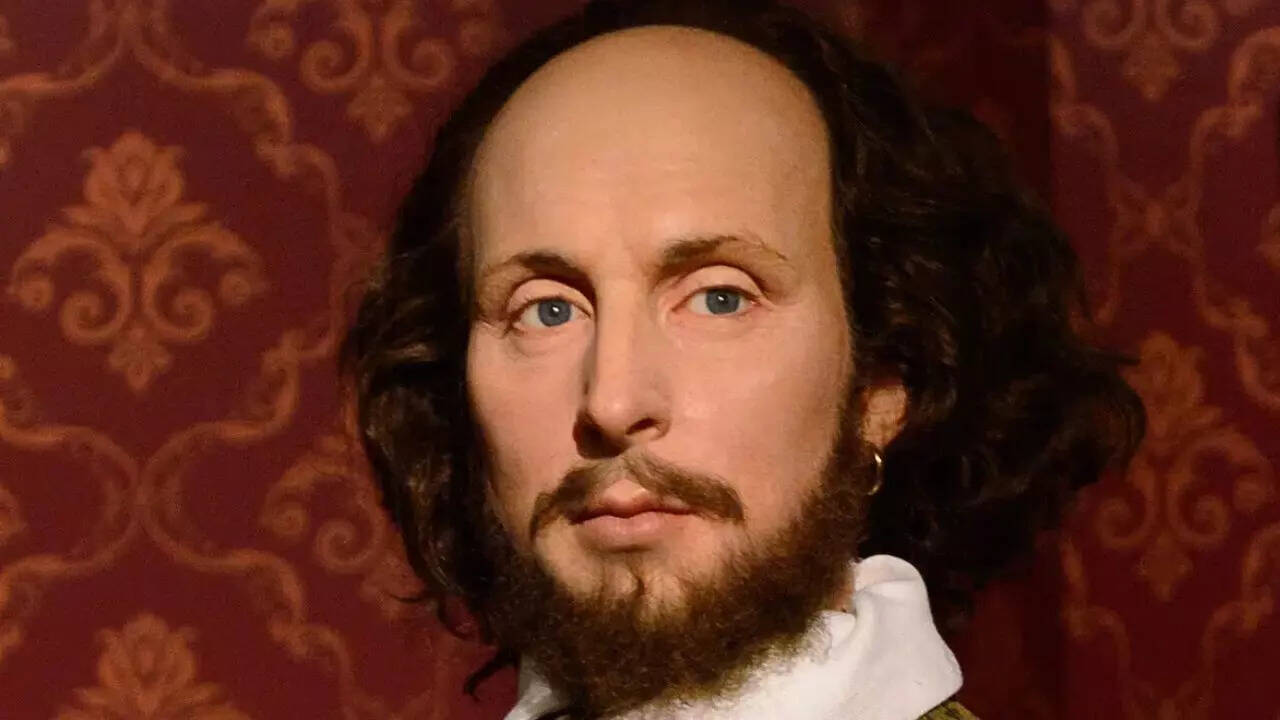 William Shakespeare Motivational Quotes: कुछ भी अच्छा या बुरा नहीं होता ...