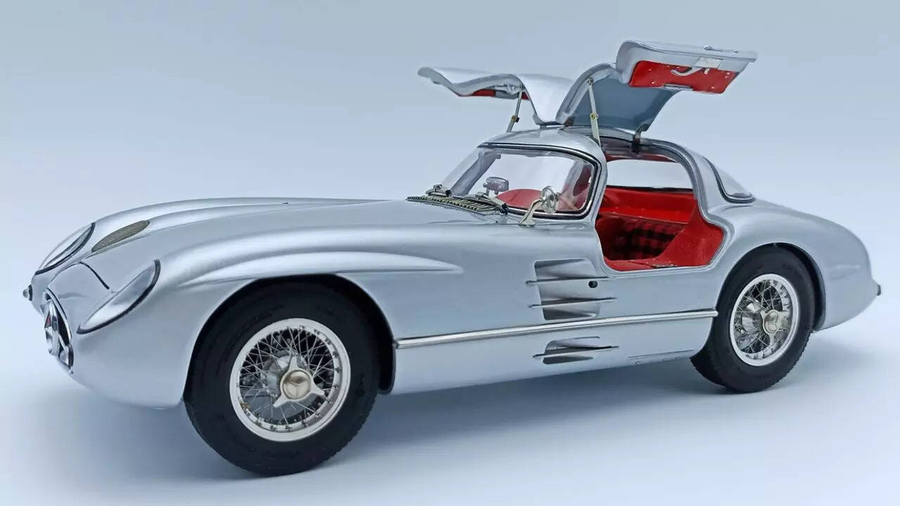 Mercedes Benz 300 SLR Uhlenhaut Coupe Most Expensive Car Auctioned Ever Yet