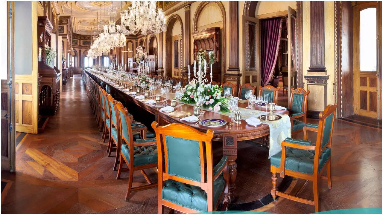 Hyderabad's Taj Falaknuma Palace has world's largest dining table where ...