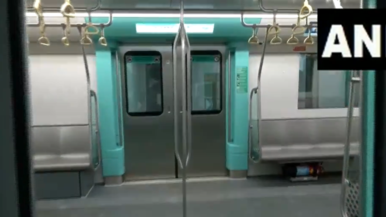 मुंबई की पहली अंडरग्राउंड मेट्रो की झलक आई सामने, अक्टूबर से पटरी पर ...