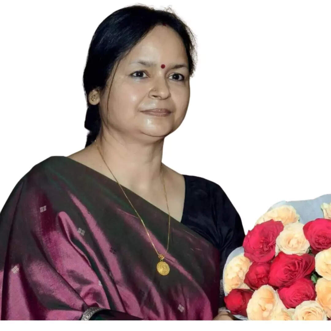 कितनी पढ़ी लिखी हैं Alka Tiwari, जिन्हें झारखंड का बनाया गया नया चीफ ...