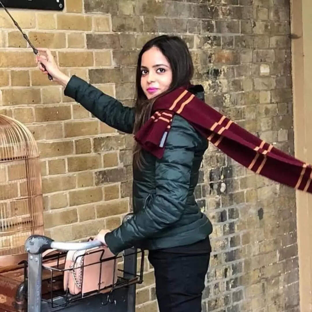 Success Story of IAS Garima Singh Without Coaching Cracked UPSC with IPS Duty- IPS की ड्यूटी के ...