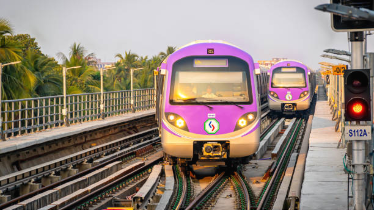 महाकुंभ में रंग जमाएगी Prayagraj Metro, 2 रूट 39 स्टेशनों से कराएगी शहर ...
