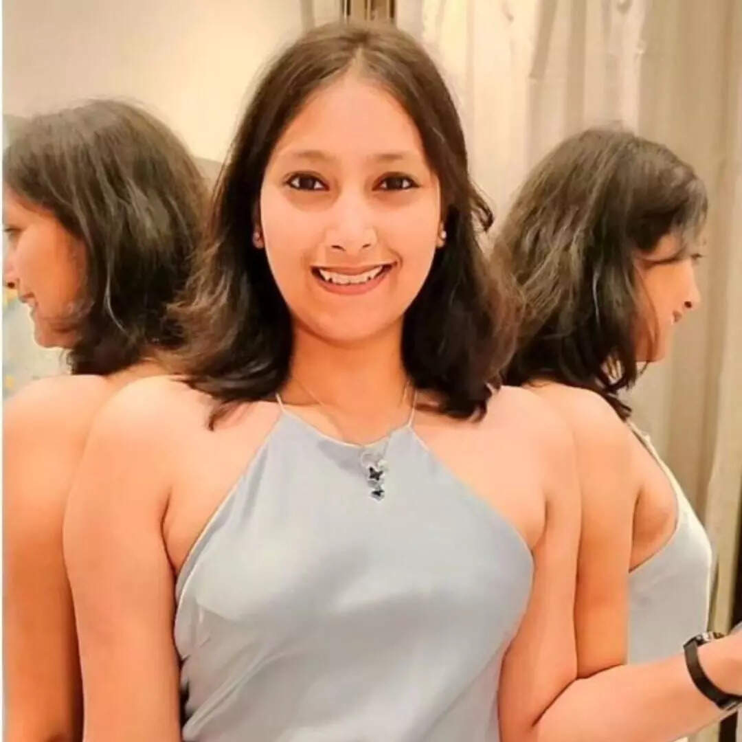 Success Story of IPS Shruti Agarwal Cracked UPSC without Coaching Multi Talented IPS- आईपीएस ...