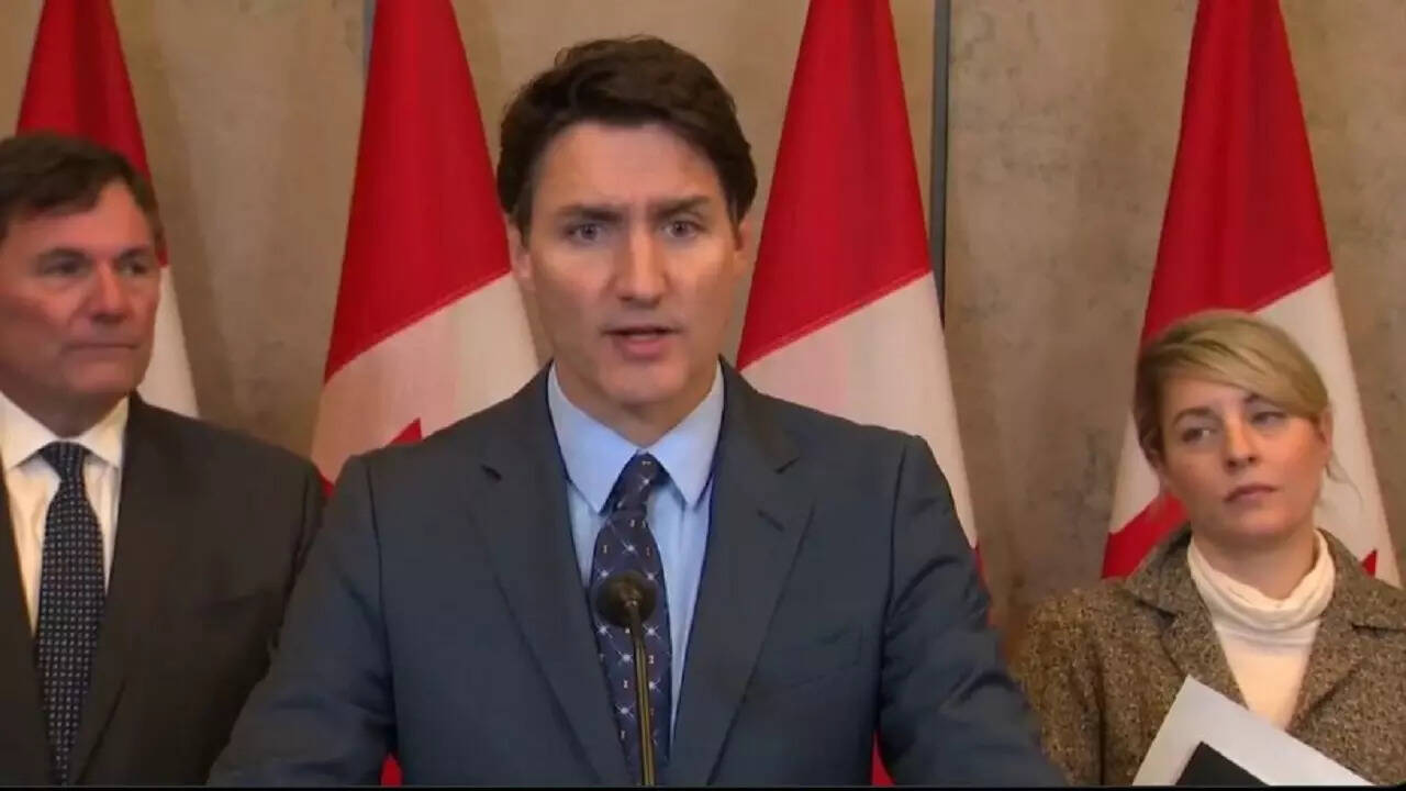 Justin Trudeau Resign: भारत से पंगा लेने वाले कनाडा के पीएम की छिन गई ...