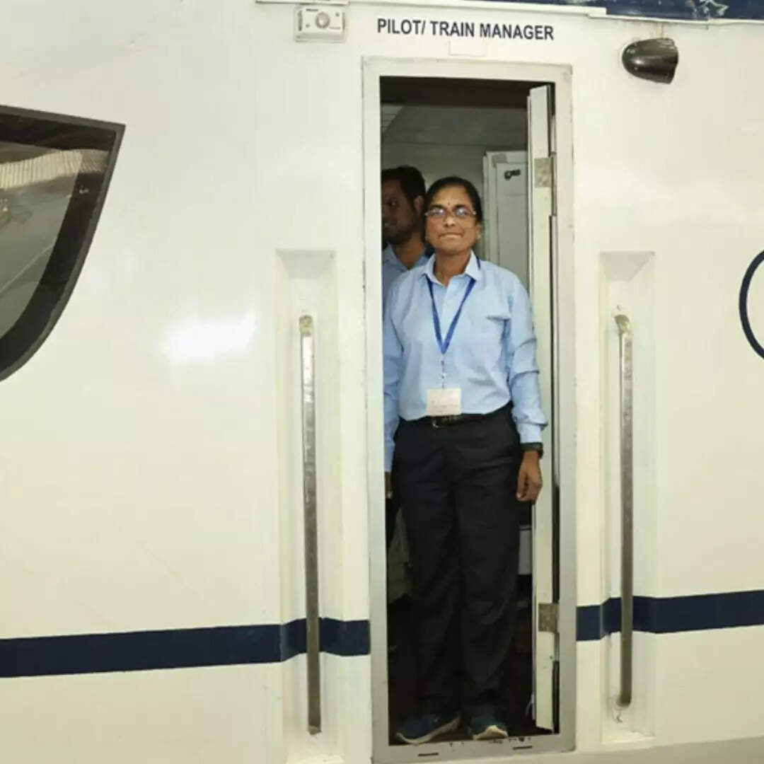 How To Become Train Driver In Indian Railway Know Indian Railway Loco ...
