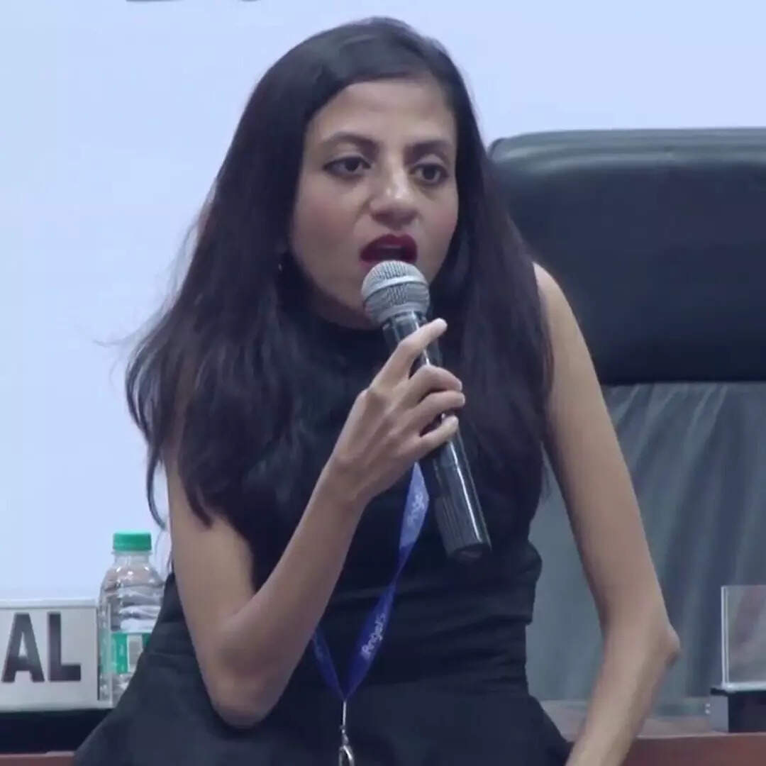 IAS topper Ira Singhal Motivational Story Who Defeated Physical ...