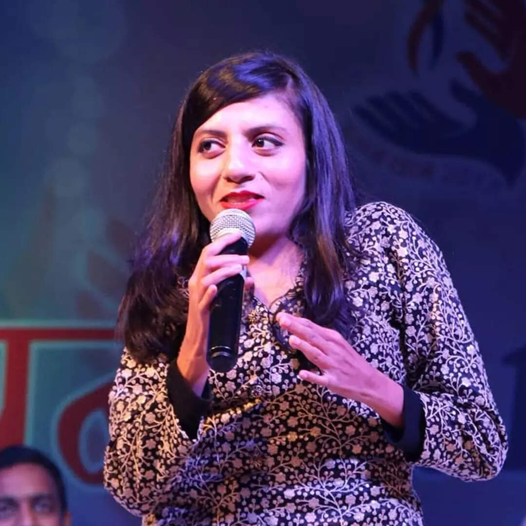 IAS topper Ira Singhal Motivational Story Who Defeated Physical ...