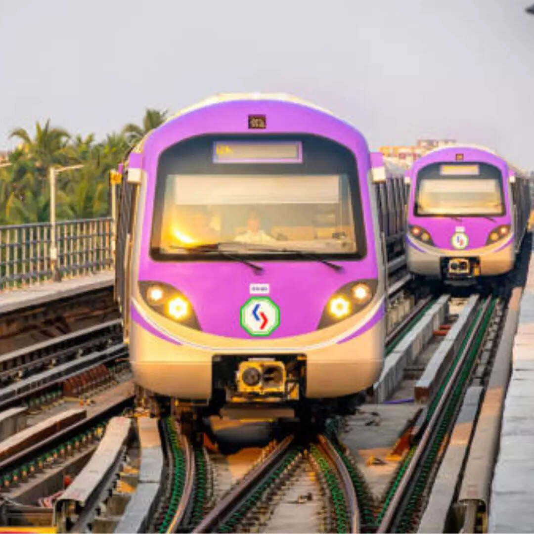 How To Become Metro Train Driver Know Metro Train Operator Delhi Salary ...