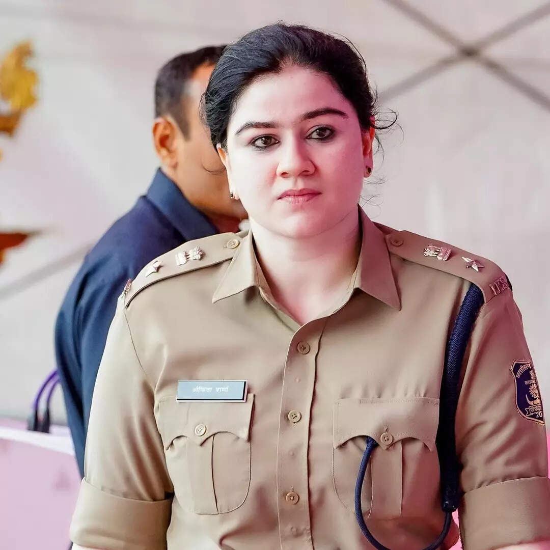 IPS Ankita Sharma Motivational Story wife of Army Major famous for ...