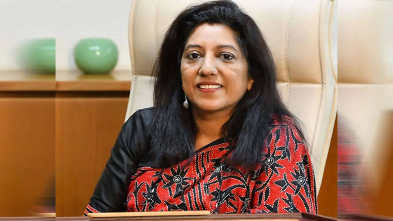 IAS Anju Sharma Motivational Story 10th And 12th Fail girl cracked UPSC ...
