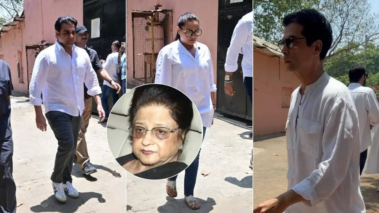 Nirmal Kapoor Funeral: चेहरे पर मायूसी लिये श्मशान भूमि पहुंचे ये ...