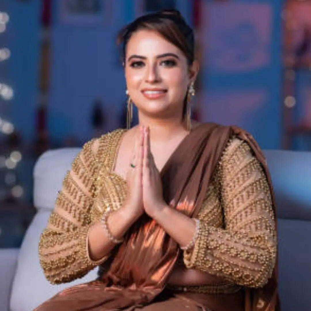 What Is The Difference Between Namaste And Pranam Trending GK Question ...