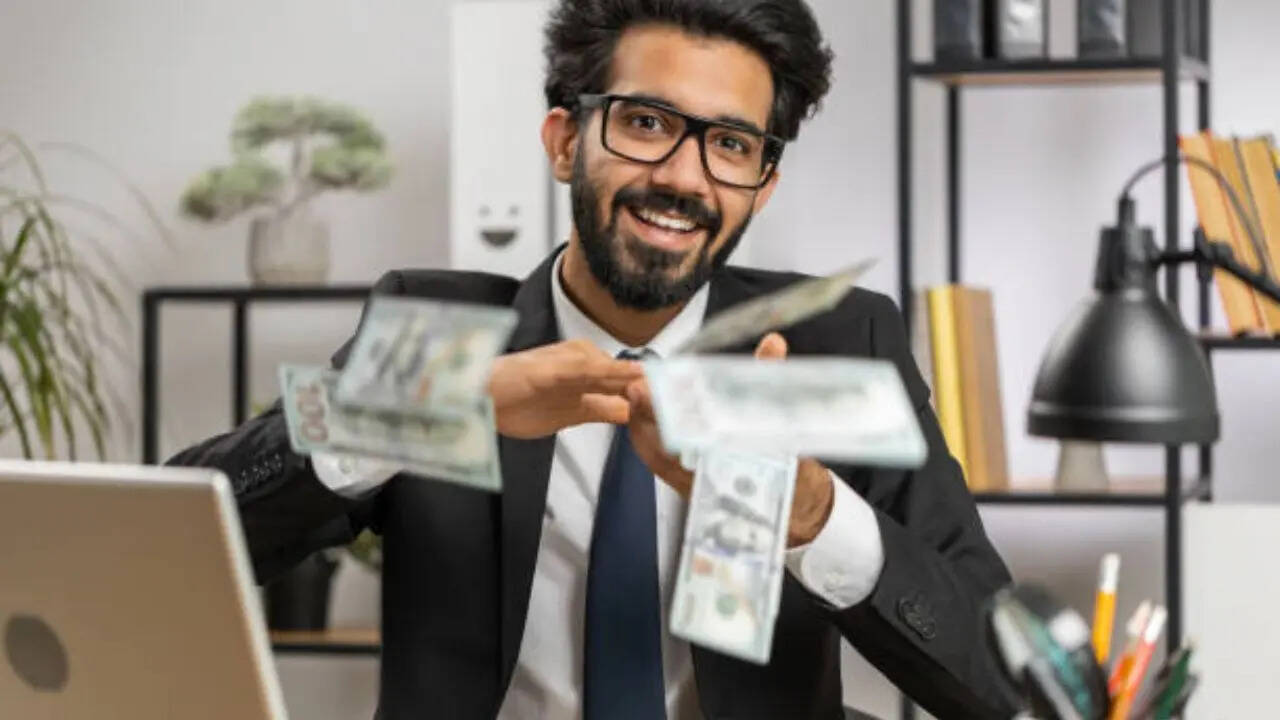 India's rich got richer, Millionaires wealth has increased to record ...