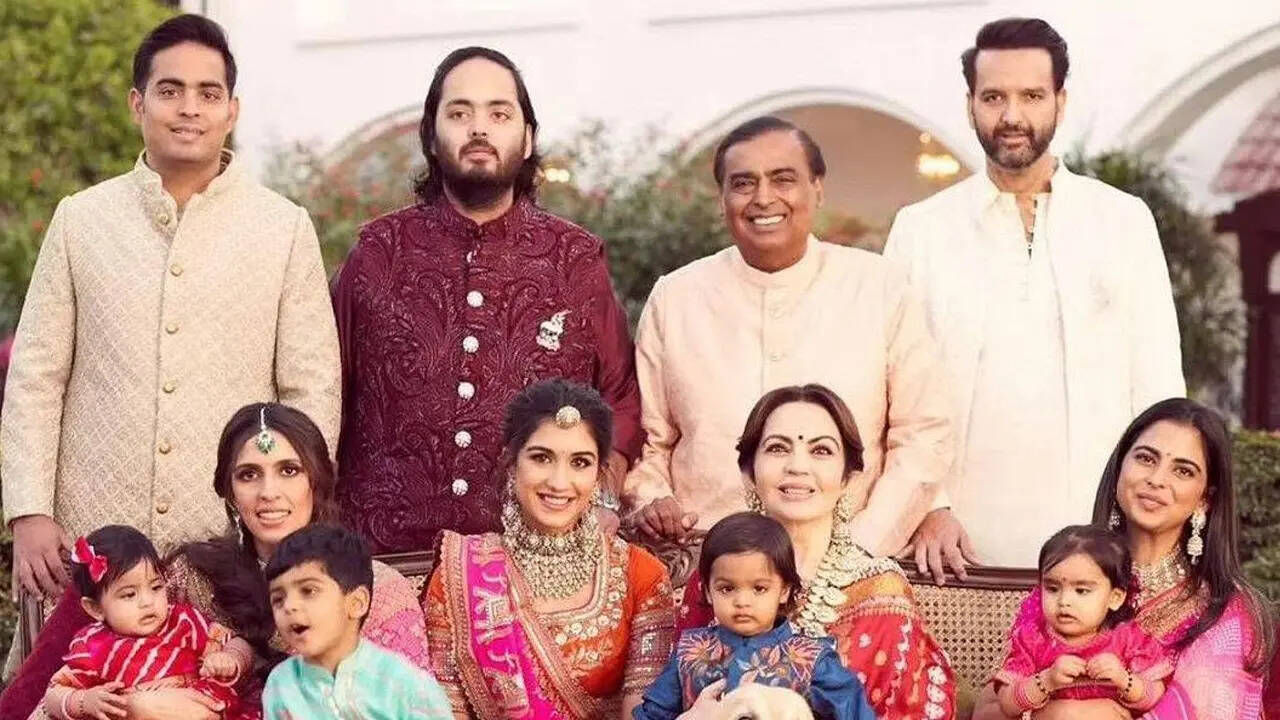 Ambani family education qualification from mukesh ambani to nita ambani ...