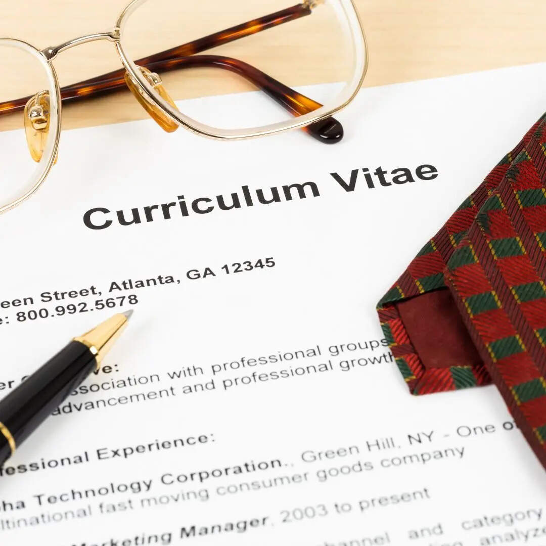 What is the difference between CV and Resume explained with example in ...