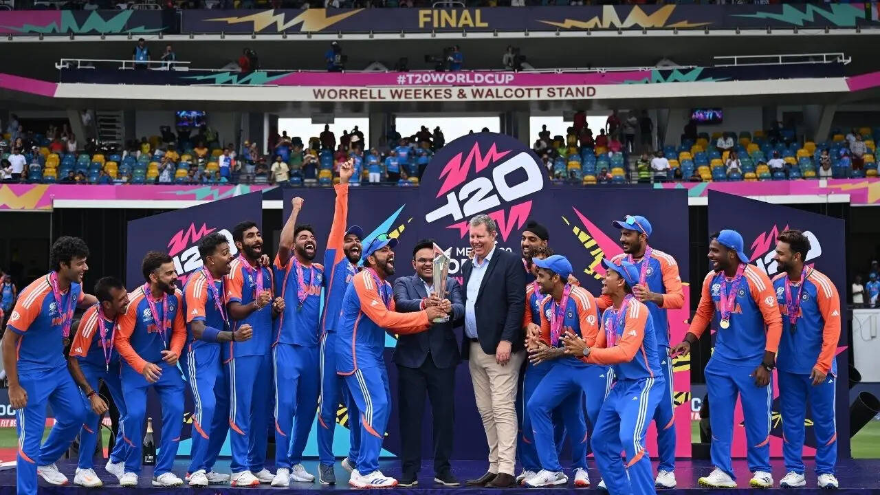 icc New Rule For Powerplay in T20I Cricket- T20 पावरप्ले में अब ये नियम ...