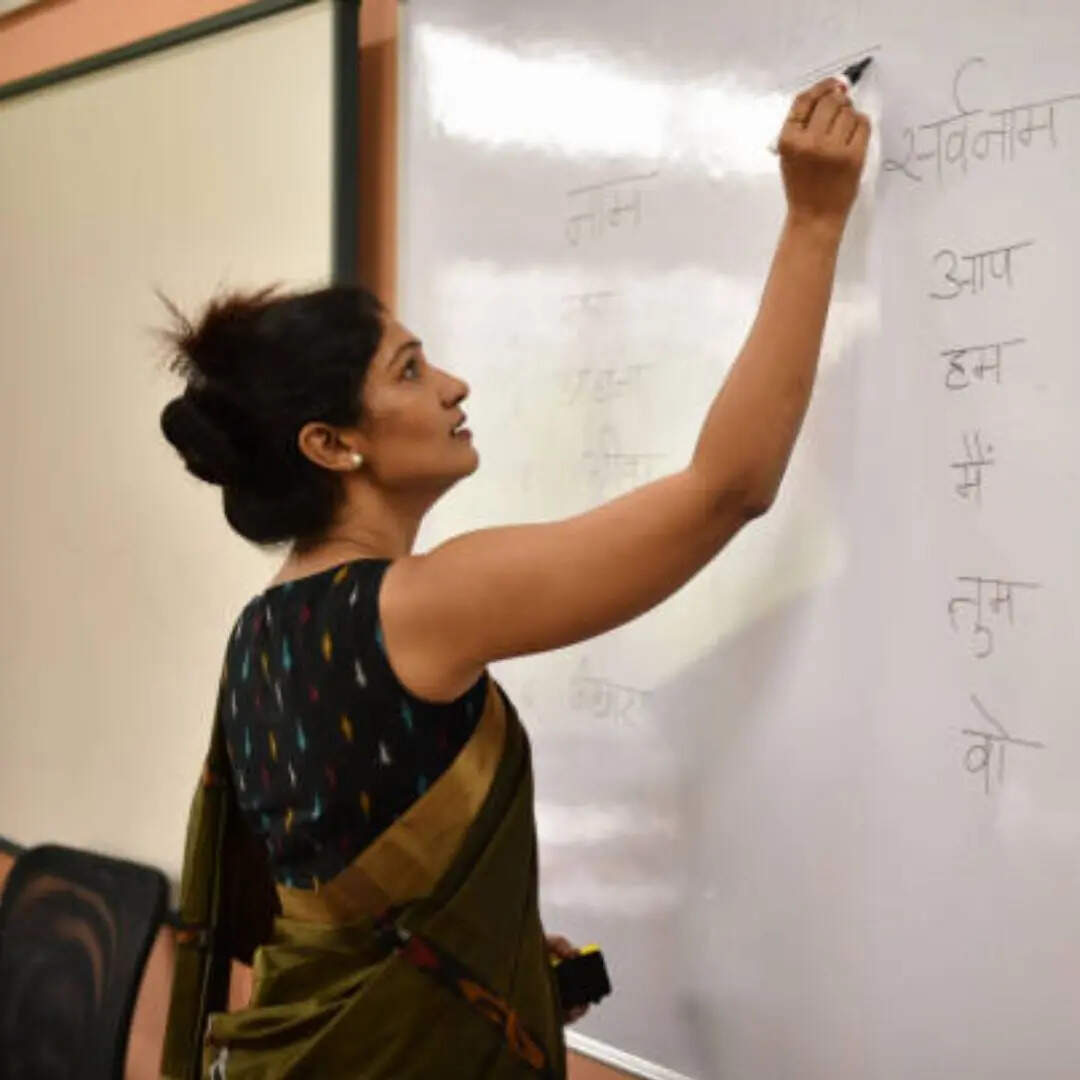 What Is The Meaning Of Jhak Marna Hindi Idiom Tell Than Called Hindi ...