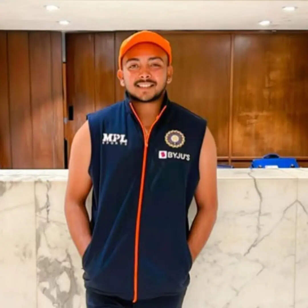 Prithvi Shaw and Girlfriend Akriti Agarwal age difference and love story