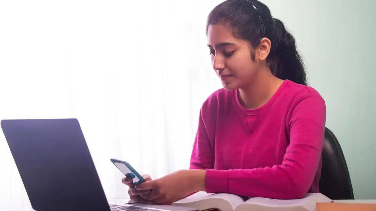 cbse registration process of class 10 and 12th know when and where to ...