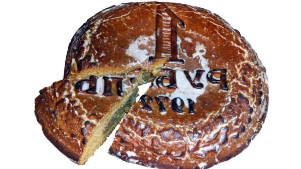 World Oldest Birthday Cake 4000 Year Old Egyptian Cake Facts and History