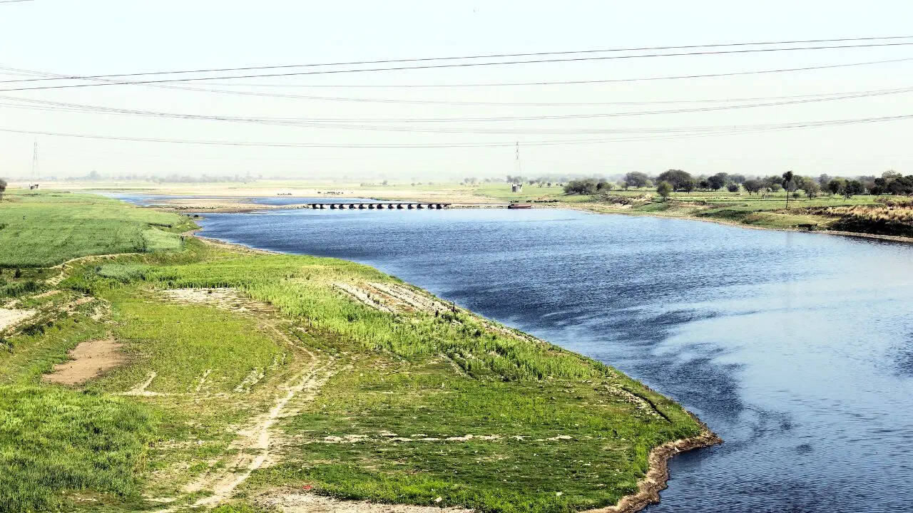 Yamuna River Origin place in india|पर्वतों की गोद से शहरों तक...आखिर ...