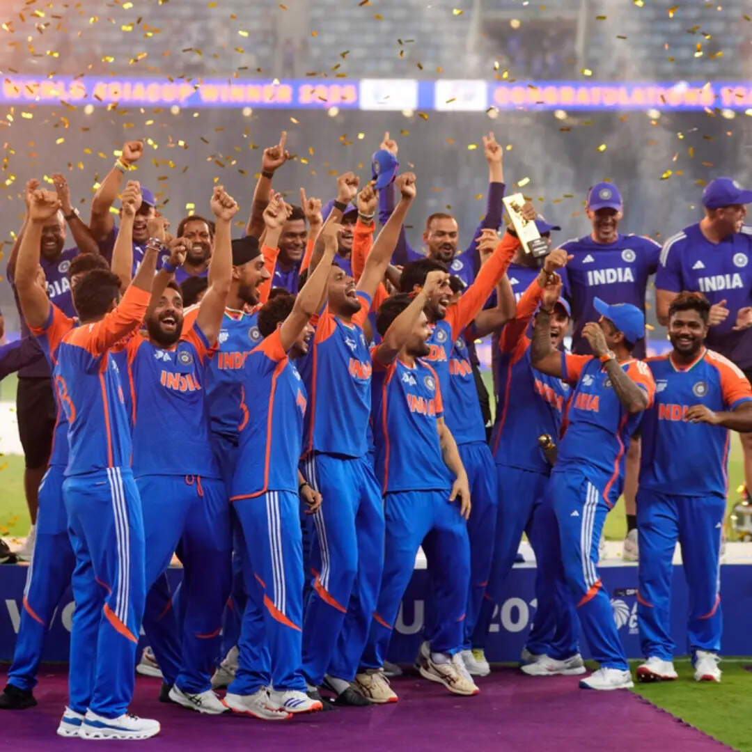 Asia Cup Trophy Kaha Par Hai: Where Is Asia Cup Trophy And Medals Of ...