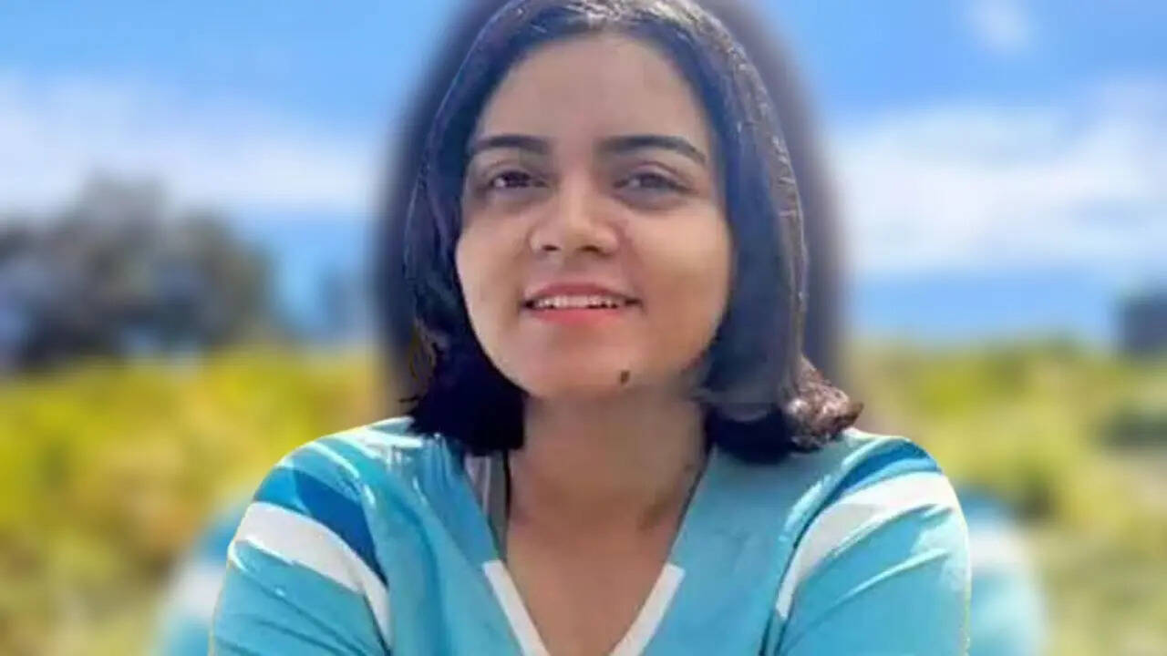 Vidushi Singh IFS inspirational motivational story who cracked UPSC in 1st attempt with AIR 13 ...