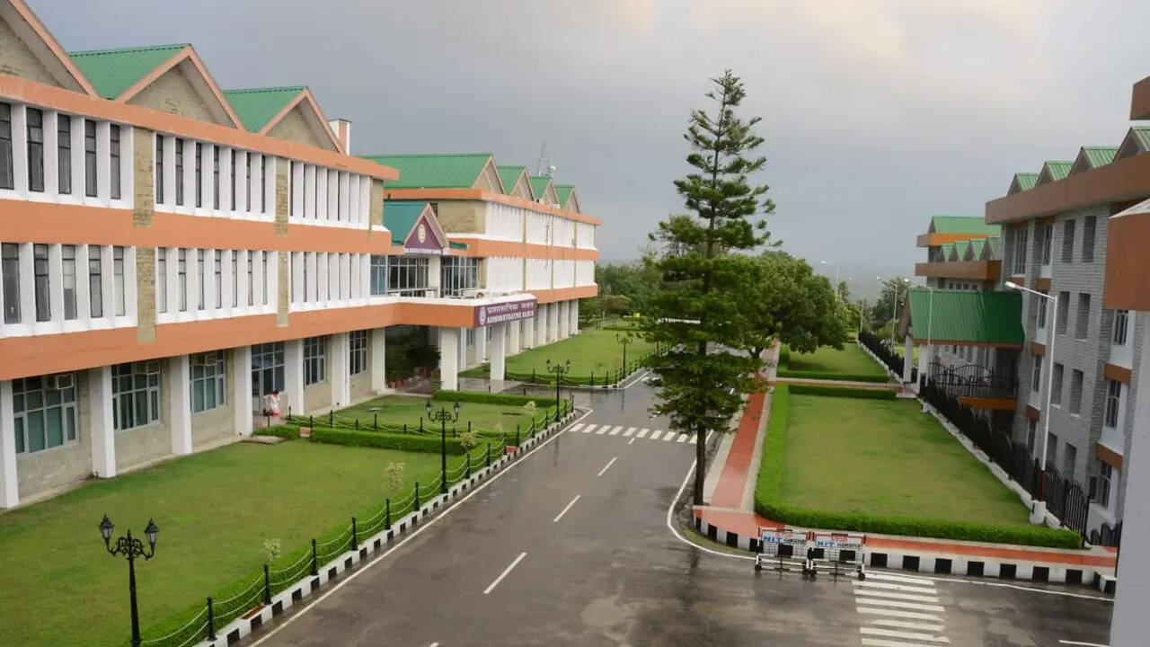 Best engineering college of Himachal NIT Hamirpur student gets annual ...