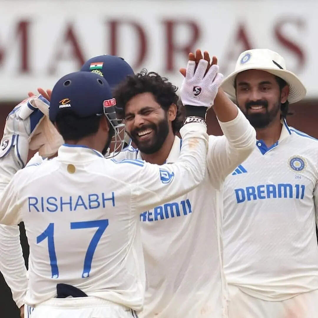 Rishabh Pant Ne Banaya Naya World Record: Rishabh Pant Become Sixer ...