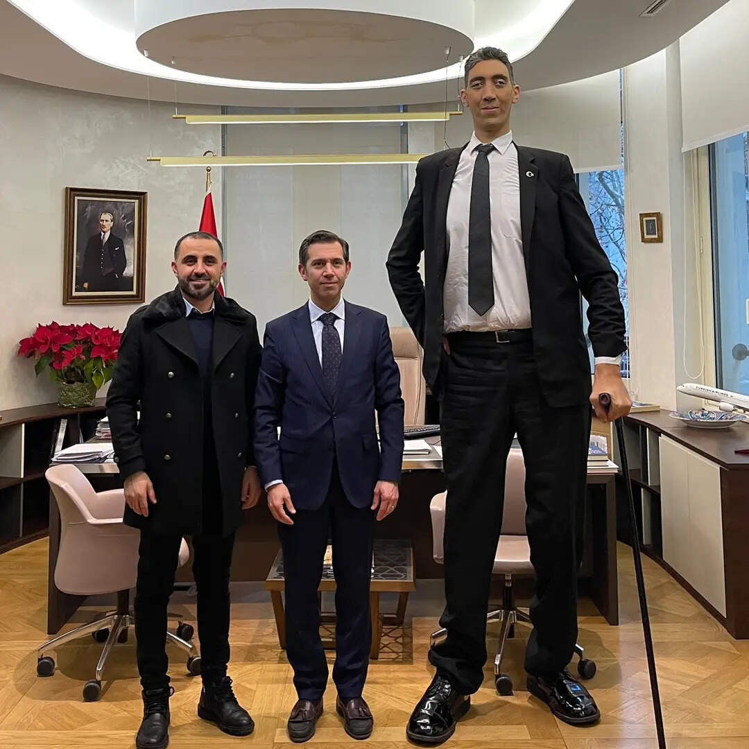 Trending GK Quiz Tallest Man in the world alive Sultan Kösen according ...