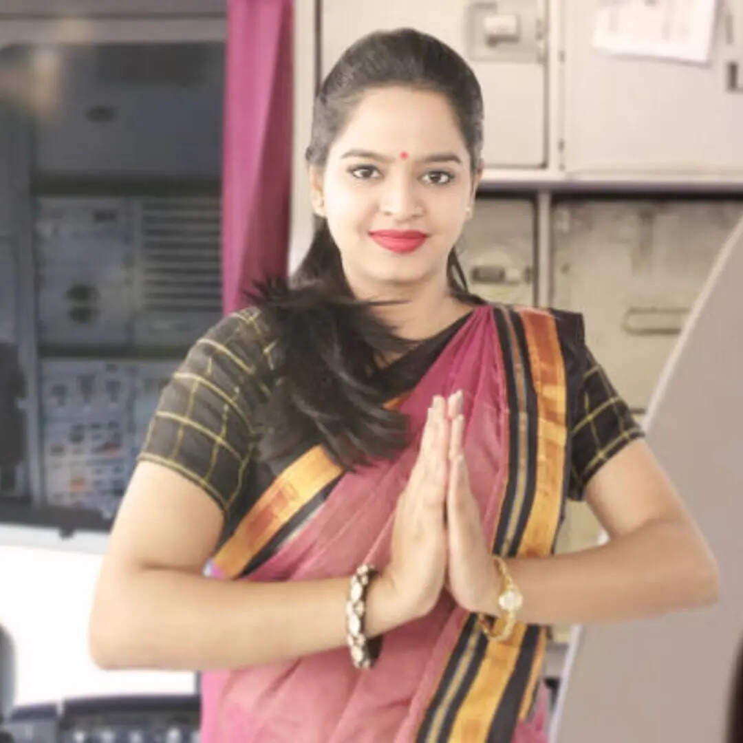 How Many Days Off Do Air Hostess Get Know Air Hostess Week Off Duty ...