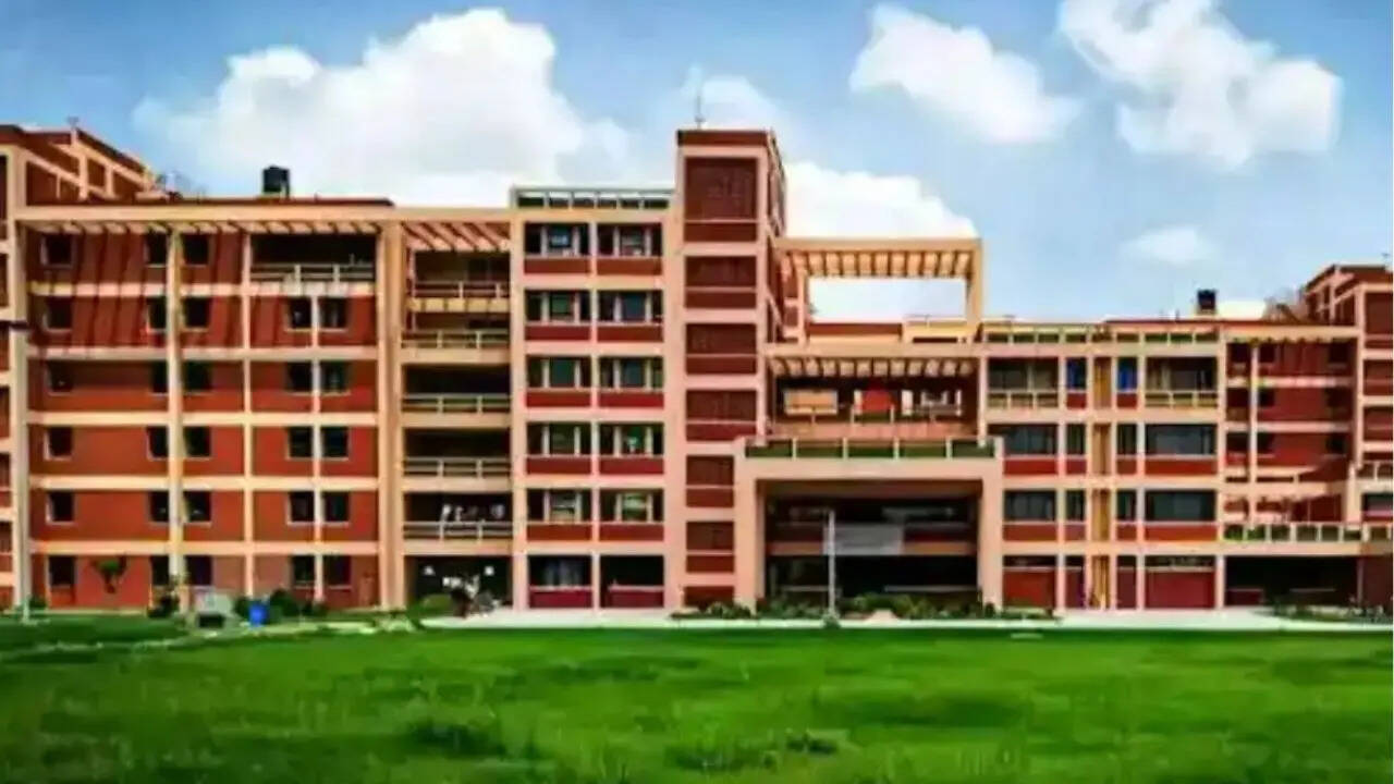 IIT और IIIT में क्या फर्क है, किसमें मिलता है अच्छा पैकेज: IIT and IIIT ...