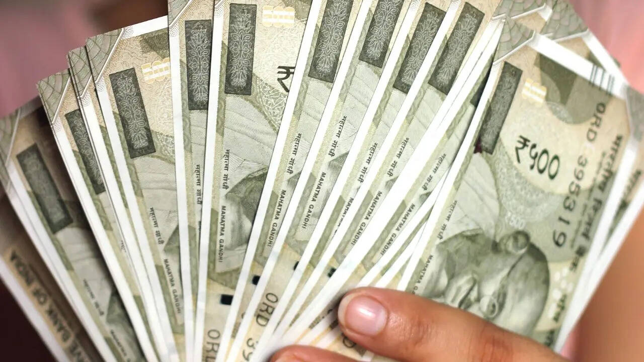 Money received through crowdfunding may be taxable know income tax rule ...