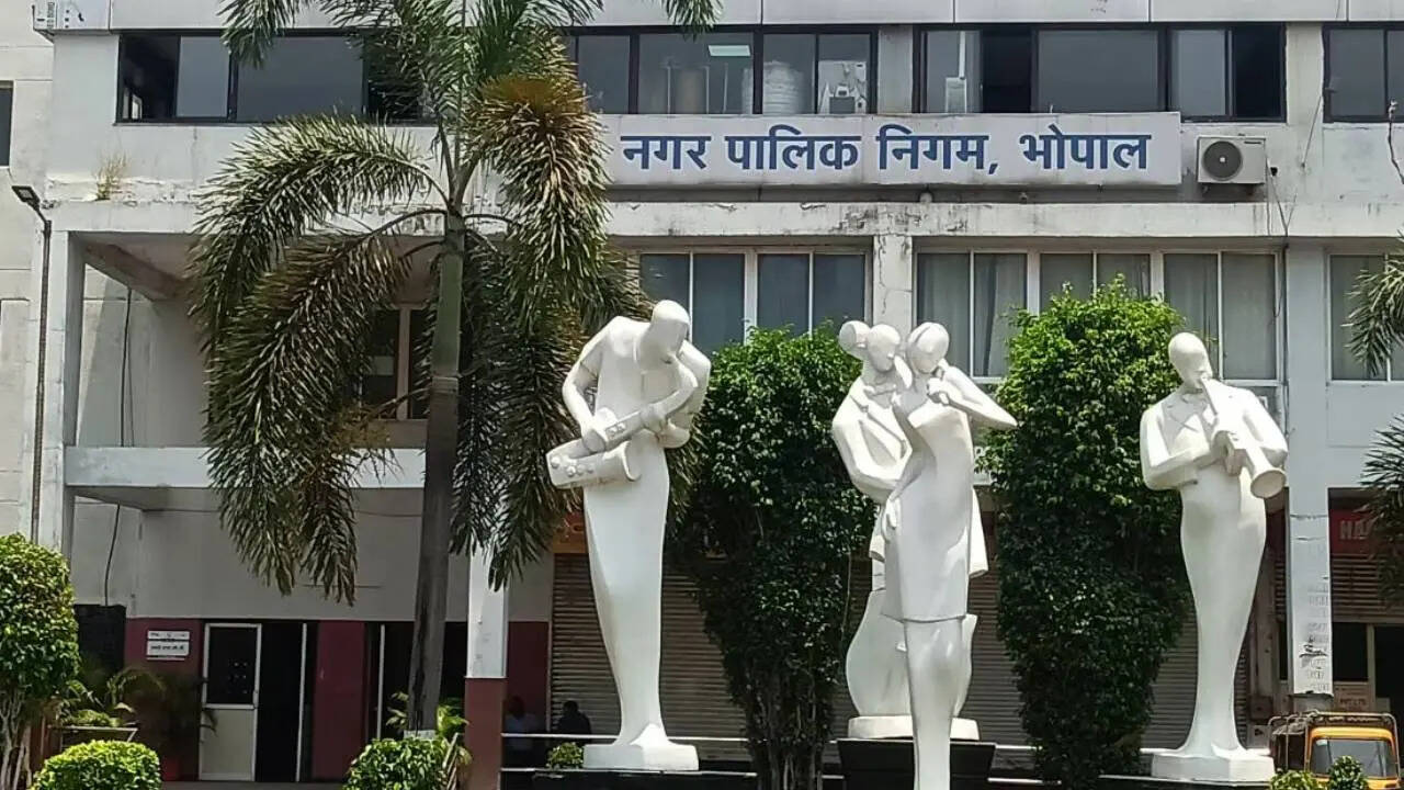 Bhopal News: भोपाल नगर निगम MIC बैठक में हाईराइज बिल्डिंग प्रोजेक्ट को ...