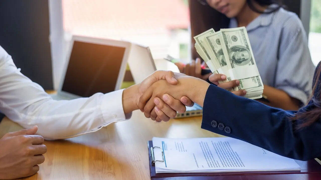 घर मेट्रो स्टेशन के पास? तो होम लोन EMI पर भी पड़ेगा सीधा फायदा, नई ...