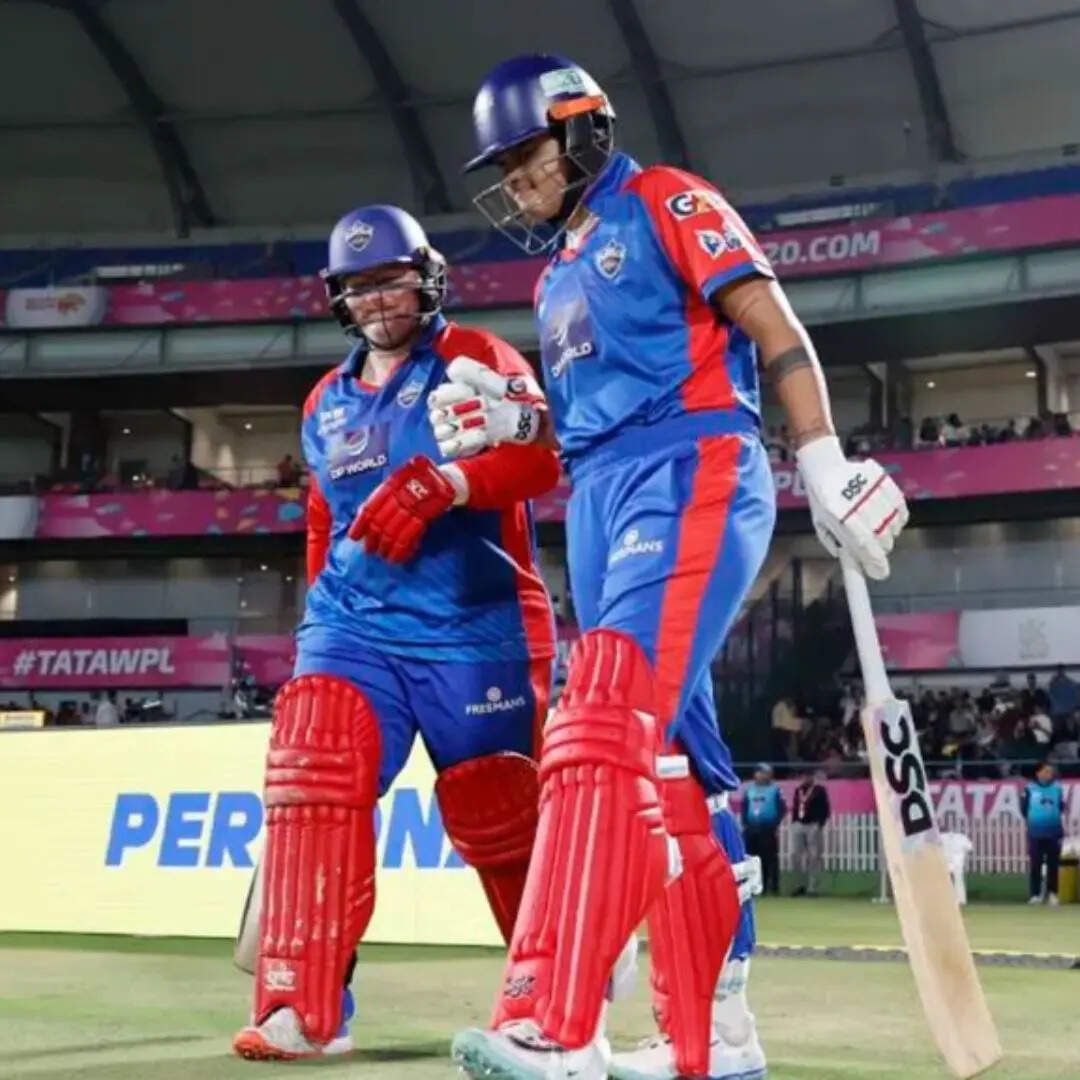 Sophie Devine Ne WPL Me Racha Anokha Itihaas: Sophie Devine Created ...