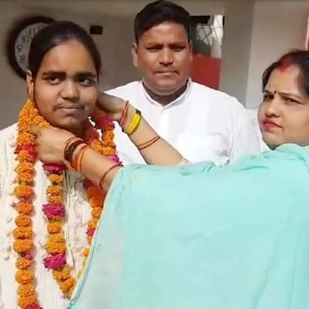 UP Board Result 2026 Meet Prachi Nigam UPMSP 2024 topper who scored 98. ...