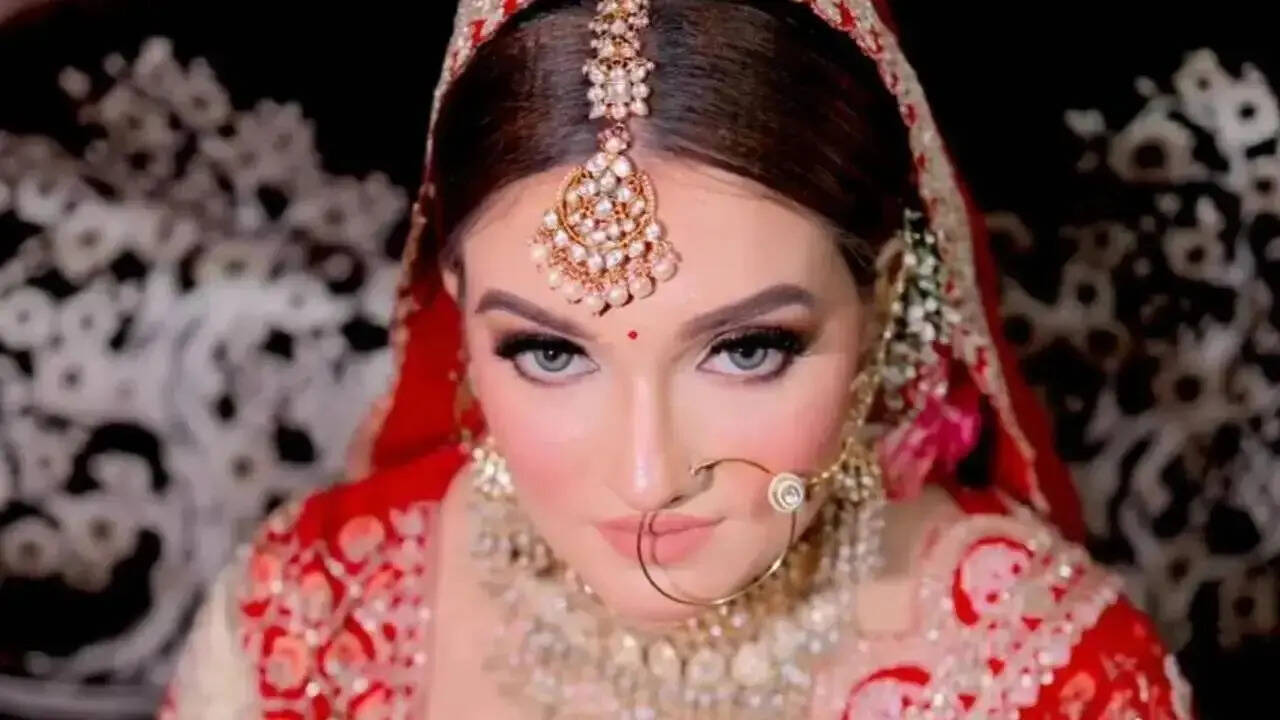 Deepika's suicide case: Injuries found at multiple locations on her ...