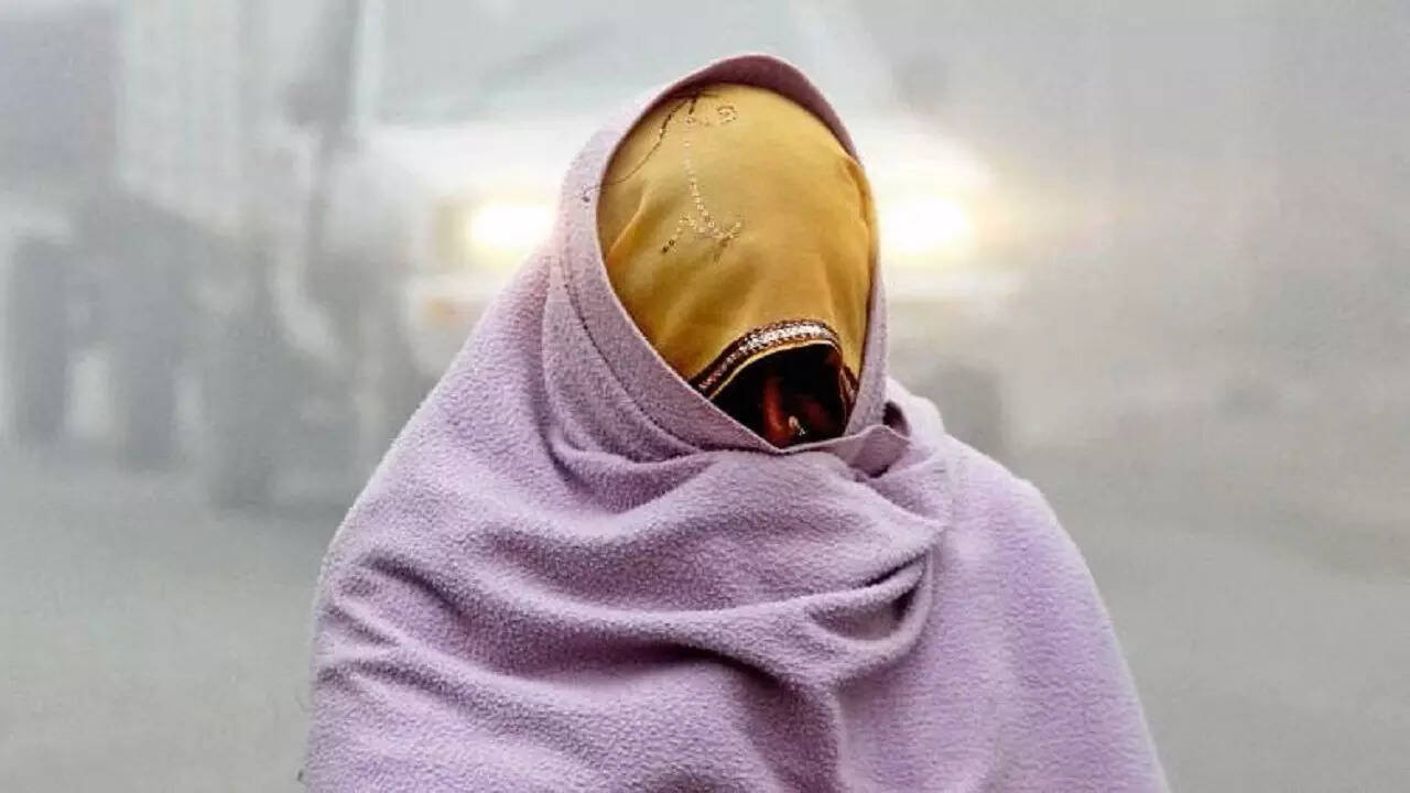 36 Children Died Due to Cold In Pakistan Ban On Morning Prayers In ...