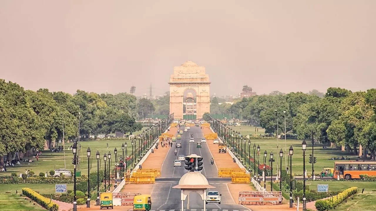 Delhi-NCR Weather Forecast Today: बाहर निकलने से पहले देखें क्या है मौसम का हाल, दिल्ली-एनसीआर ...