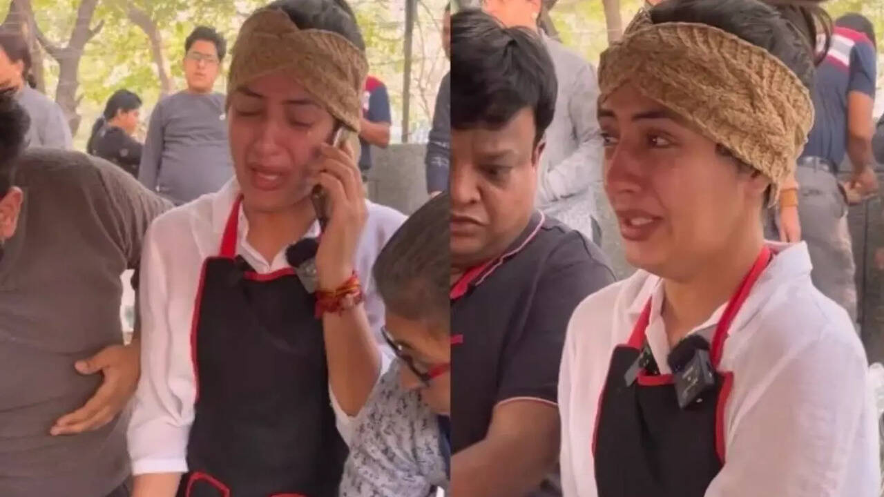 delhi vada pav girl breaks down with mcd action threaten her to shop ...