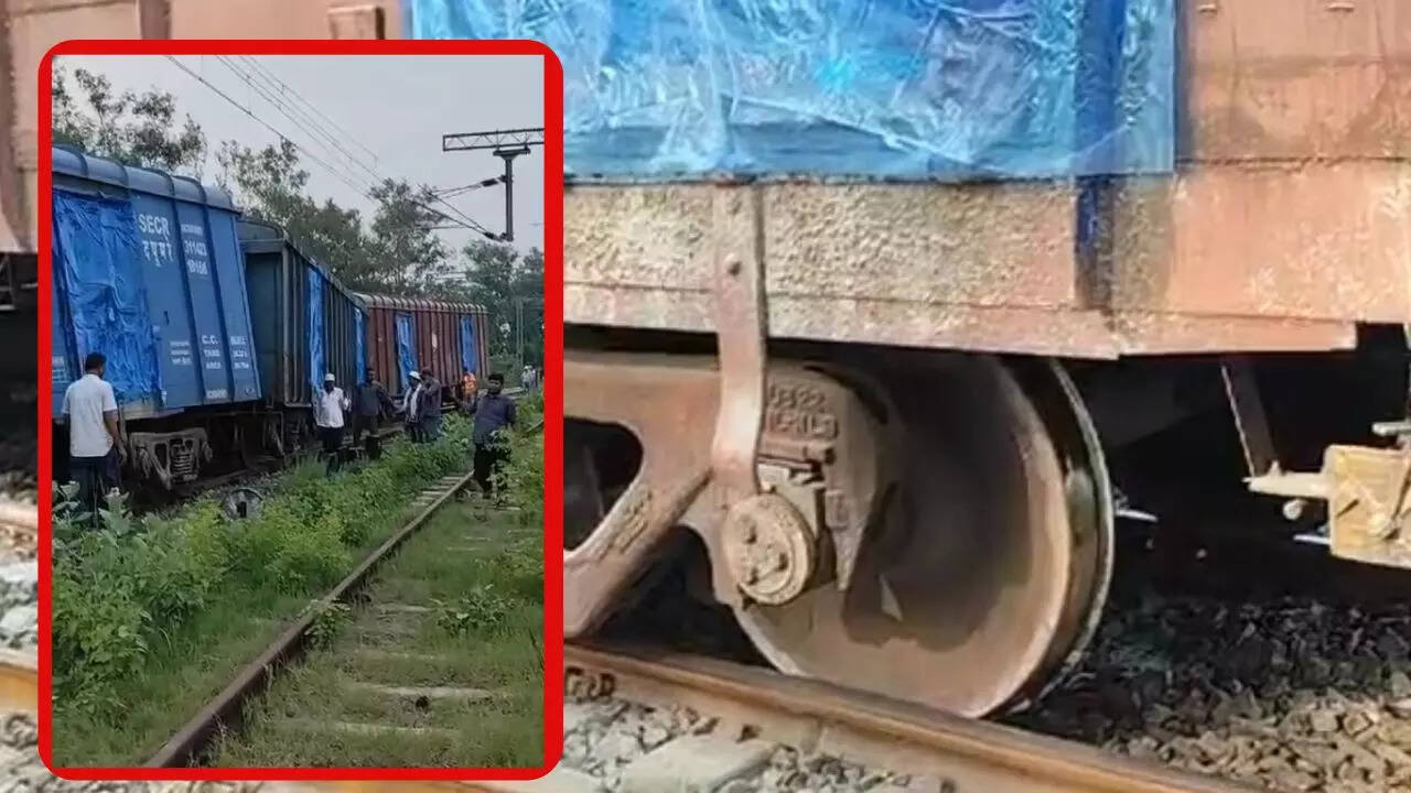 Bihar Train Accident: पटना के दनियावां के पास मालगाड़ी हुई बेपटरी, फतुहा-इस्लामपुर रेल खंड पर ...
