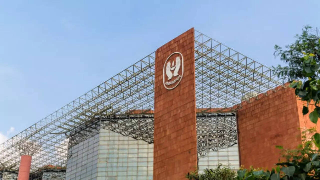 If 1369 Invested In LIC New Jeevan Anand Plan Monthly You Will Get 25 ...