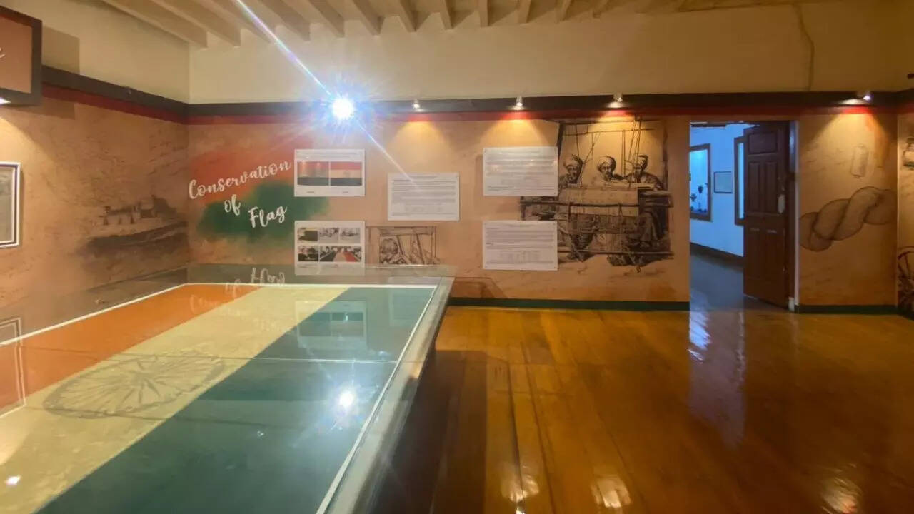 Where is first flag of india tiranga which hoisted on 15 August 1947 ...